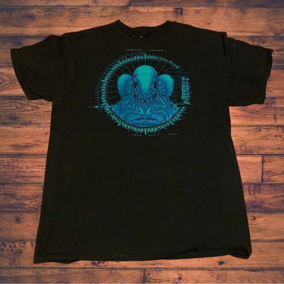 Hot Topic | Shirts | West World Fright Rags Futuristic Halloween Shirt ...
